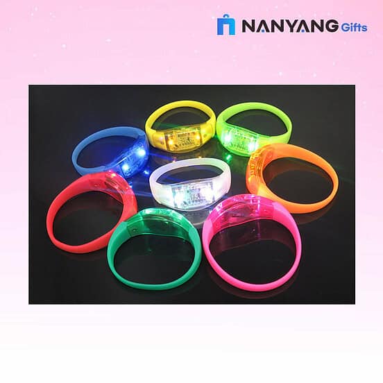 LED Light Wristband ⏐ A Memorable Gift for Corporate Events
